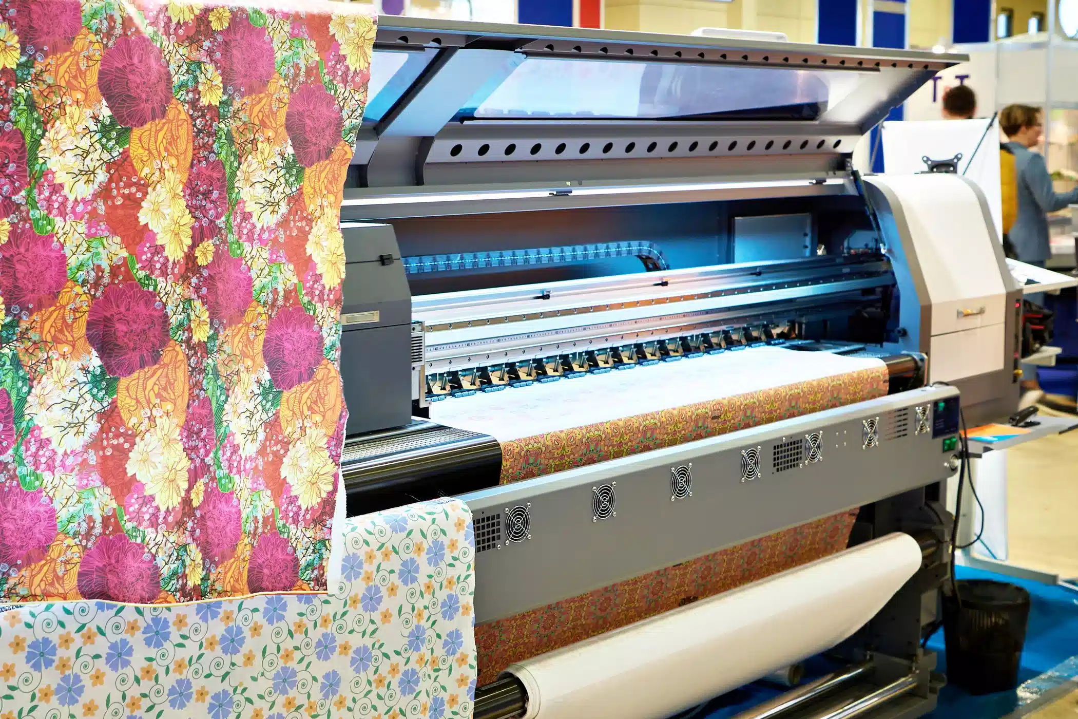 About Us - Azooni Prints UAE